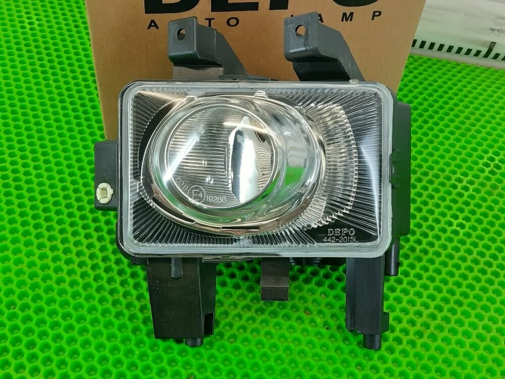 Фара противотуманная Opel Astra H/Zafira B 04-07