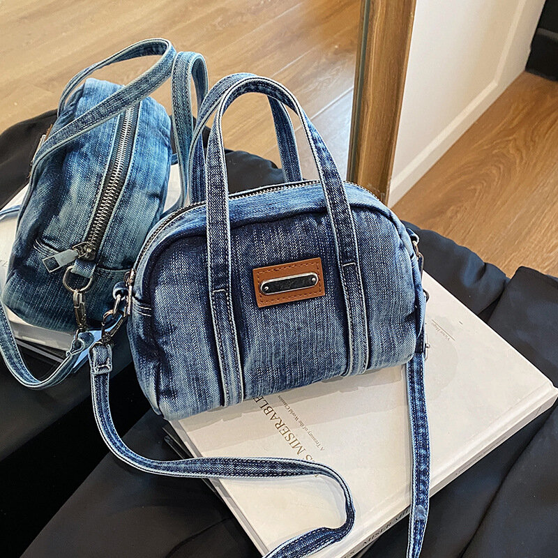 Трансграничная весенняя винтажная джинсовая сумка 2026 года в европейском и американском повседневном стиле, новая модная женская сумка через плечо в гонконгском стиле.