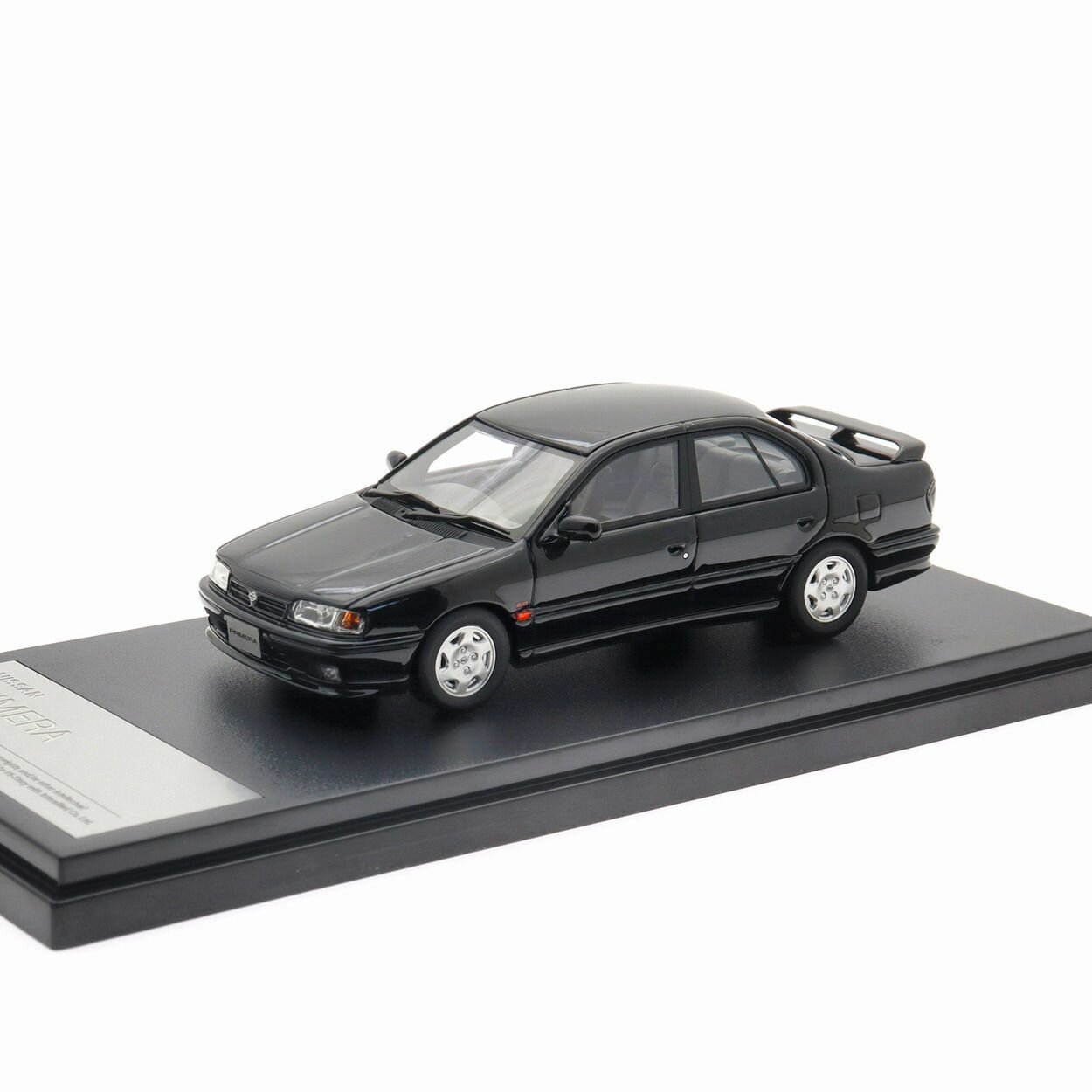 HS480 Nissan Primera 1/43 Модель автомобиля из смолы Hi-Story 1990
