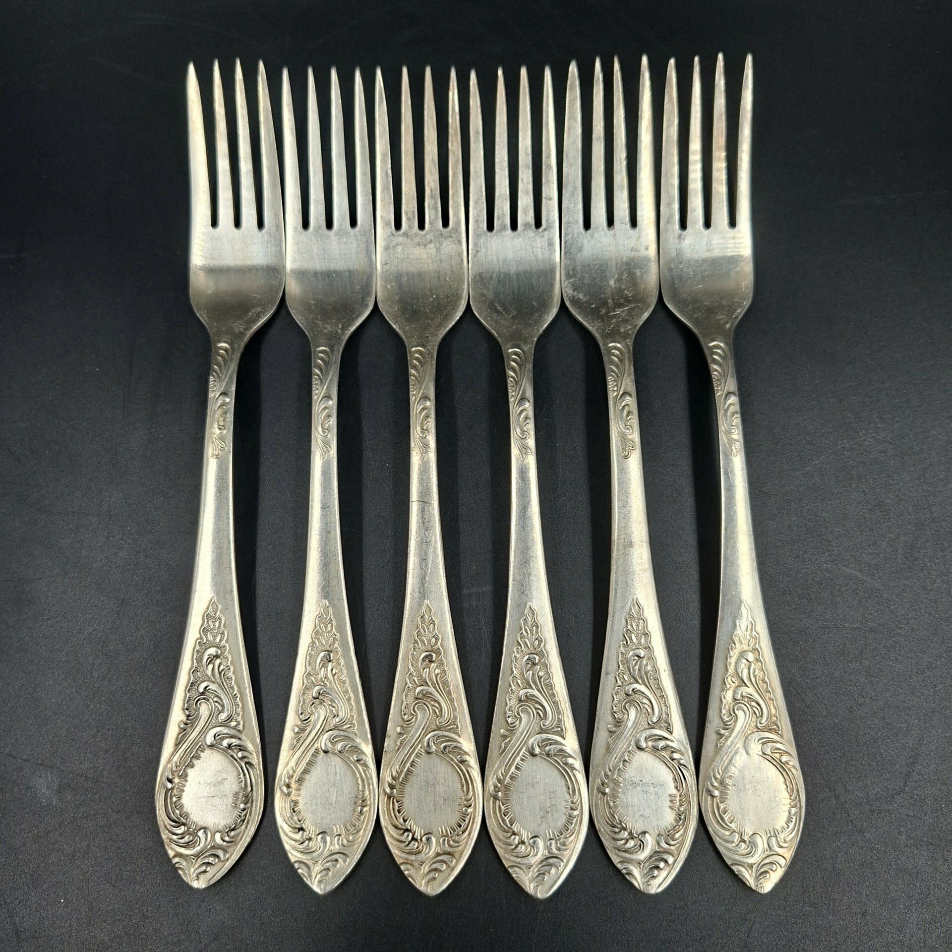 Набор из шести вилок с растительным декором, мНЦ (медь-никель-цинк)