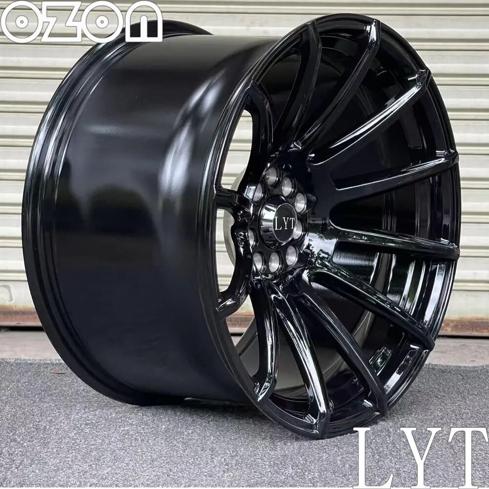 LYT Flow Froming Колесный диск Литой 17x8.5" PCD5х114.3 ET20 D73.1