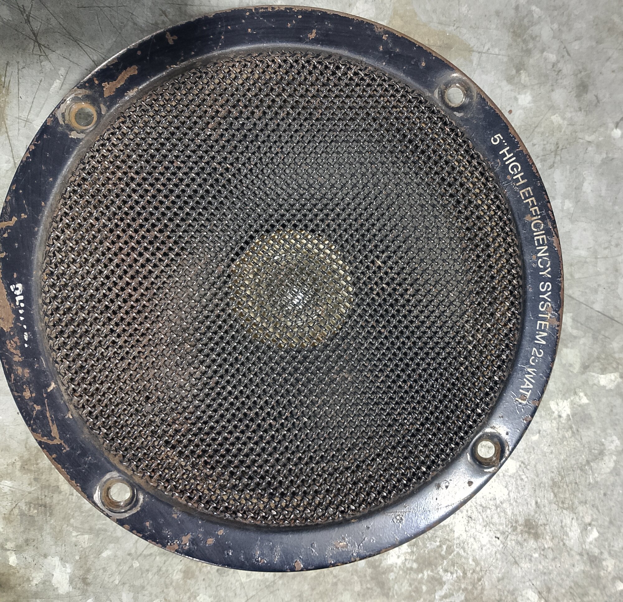 Автомобильная колонка Philips SFL509. Диаметр 14см, внутренняя глубина 3см. Б/У