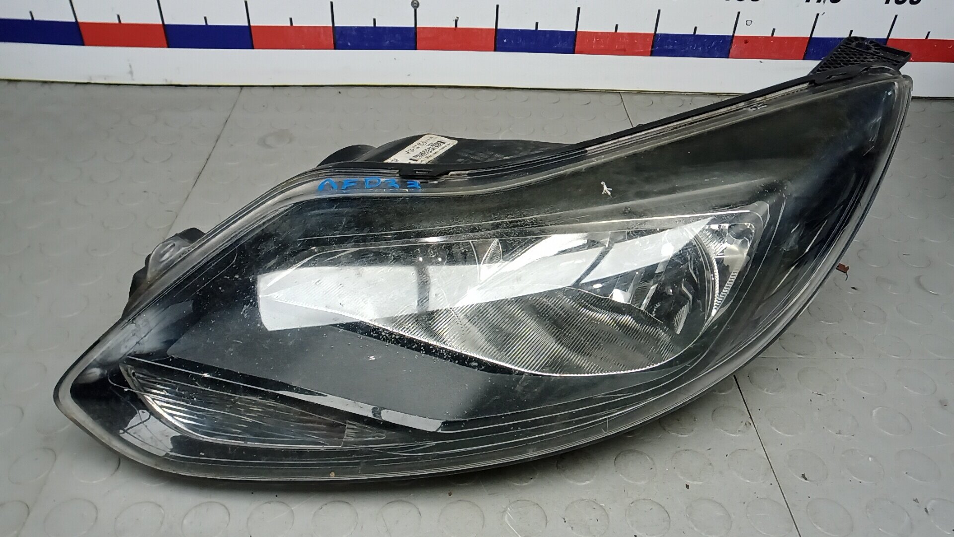 Фара левая FORD FOCUS 3