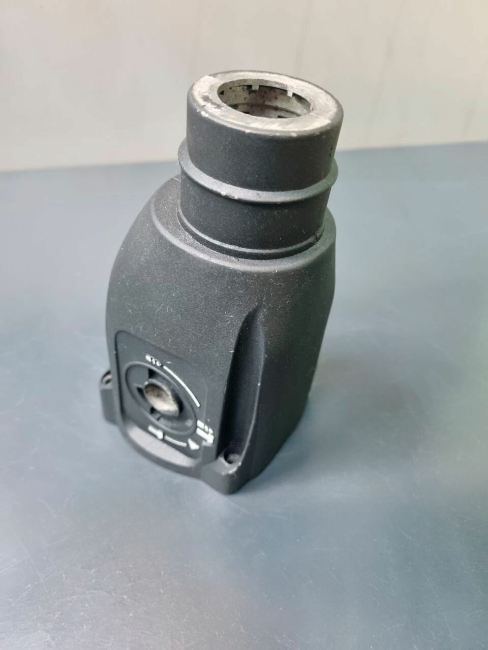 Корпус редуктора Интерскол, для перфоратора Интерскол П-30/900ЭР, оригинал, арт. 8605000100