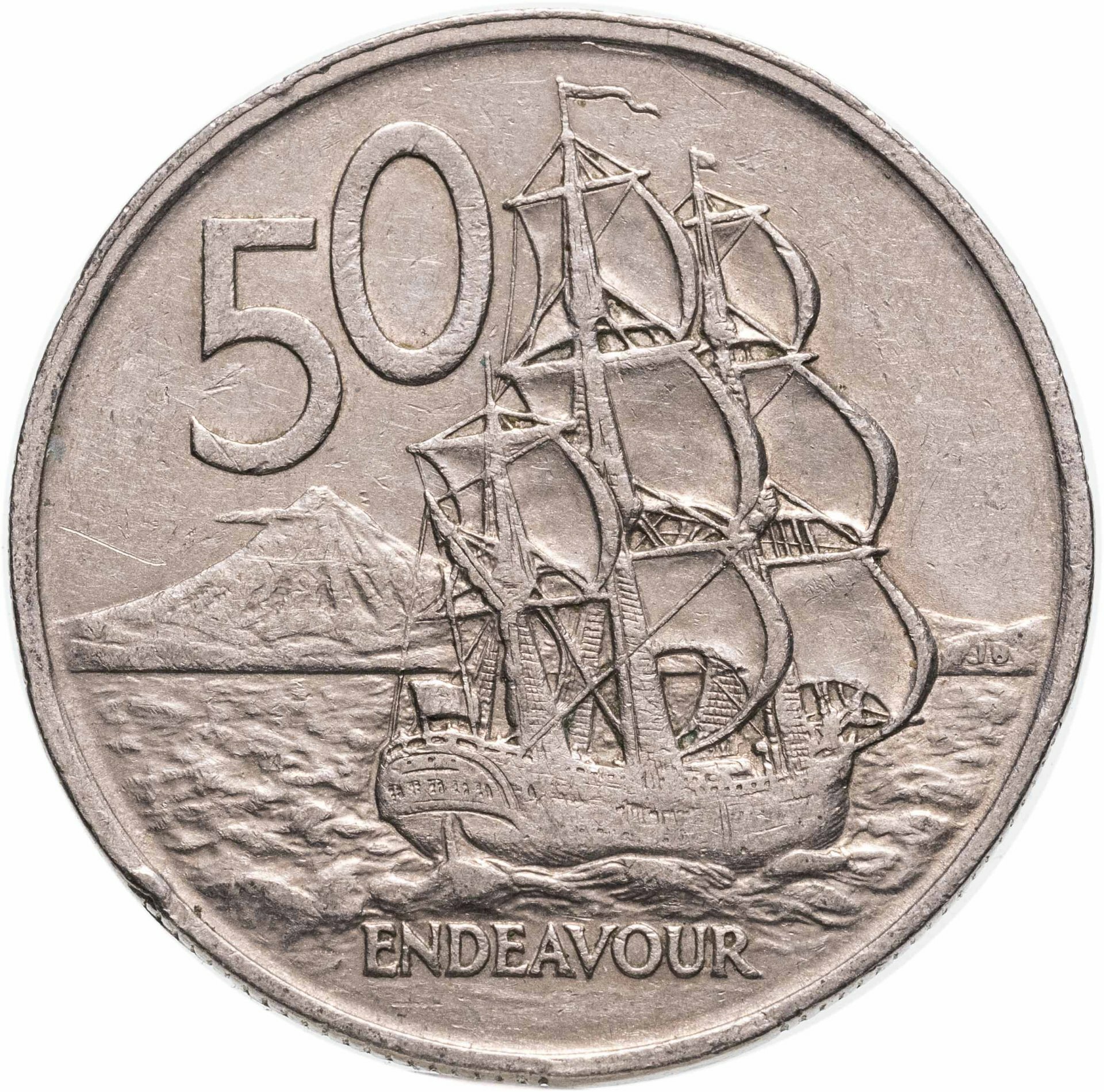 Новая Зеландия 50 центов 1967 "Английский военный корабль Индевор" Елизавета 2, Мельхиор медь-никель, в сохранности XF