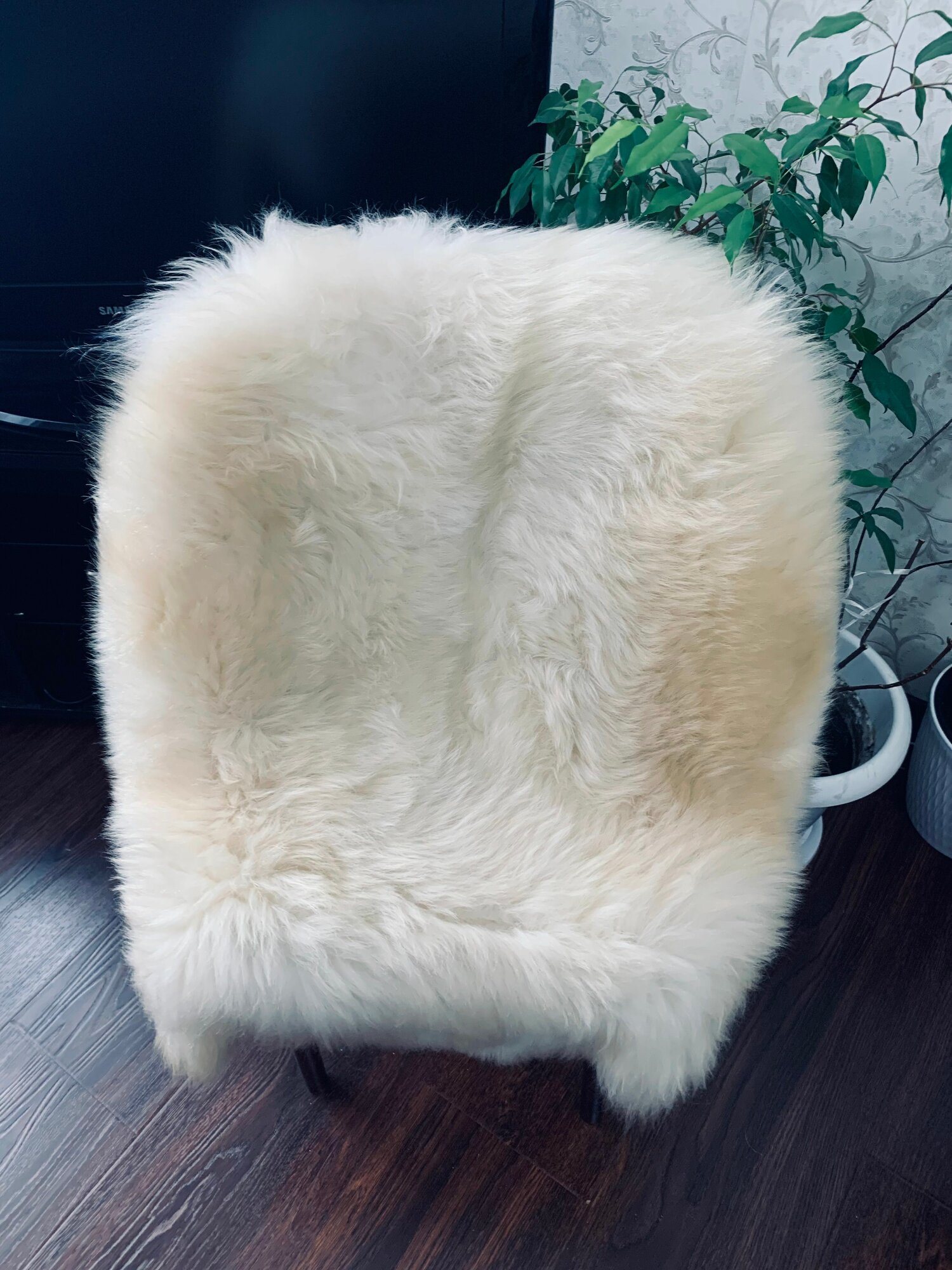 Ковер-накидка из натуральной овечьей шкуры (мех, овчина) для дома и авто