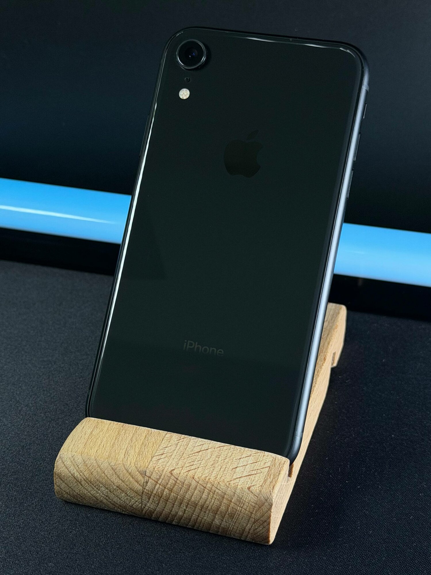 Смартфон Apple iPhone Xr, 64gb, Black, RU, nano SIM + eSIM (Аккумулятор 100%, родной)