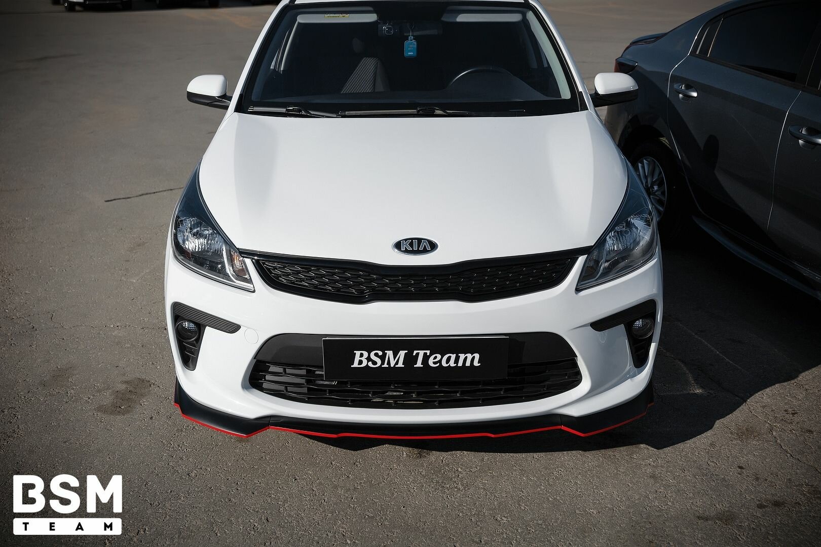 Решетка радиатора для Kia Rio 4 антихром 2017-2020 Цвет Черный Глянец