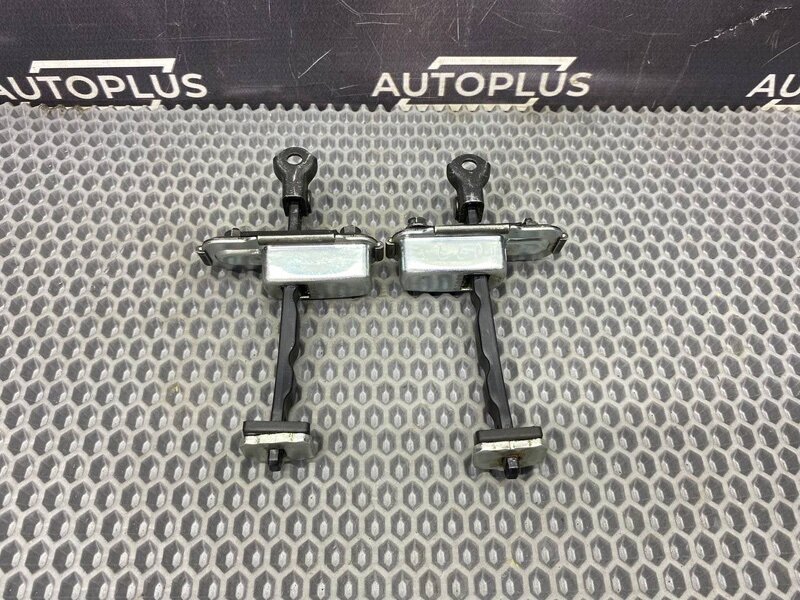 Ограничитель двери Kia Ceed 2006-2010 (1.6 G4FC) Б/У с пробегом Арт. 16932