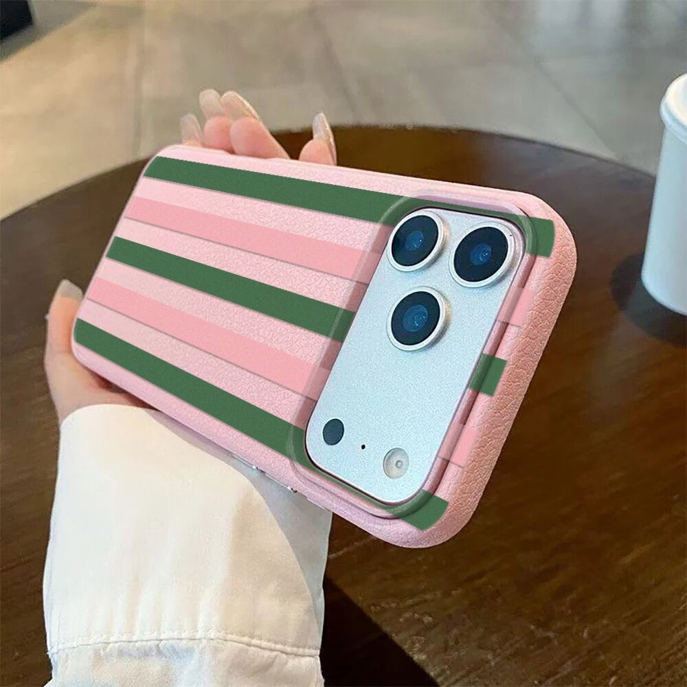 Чехол для iPhone 17 Pro розовый в полоску, Pink-WQCS207
