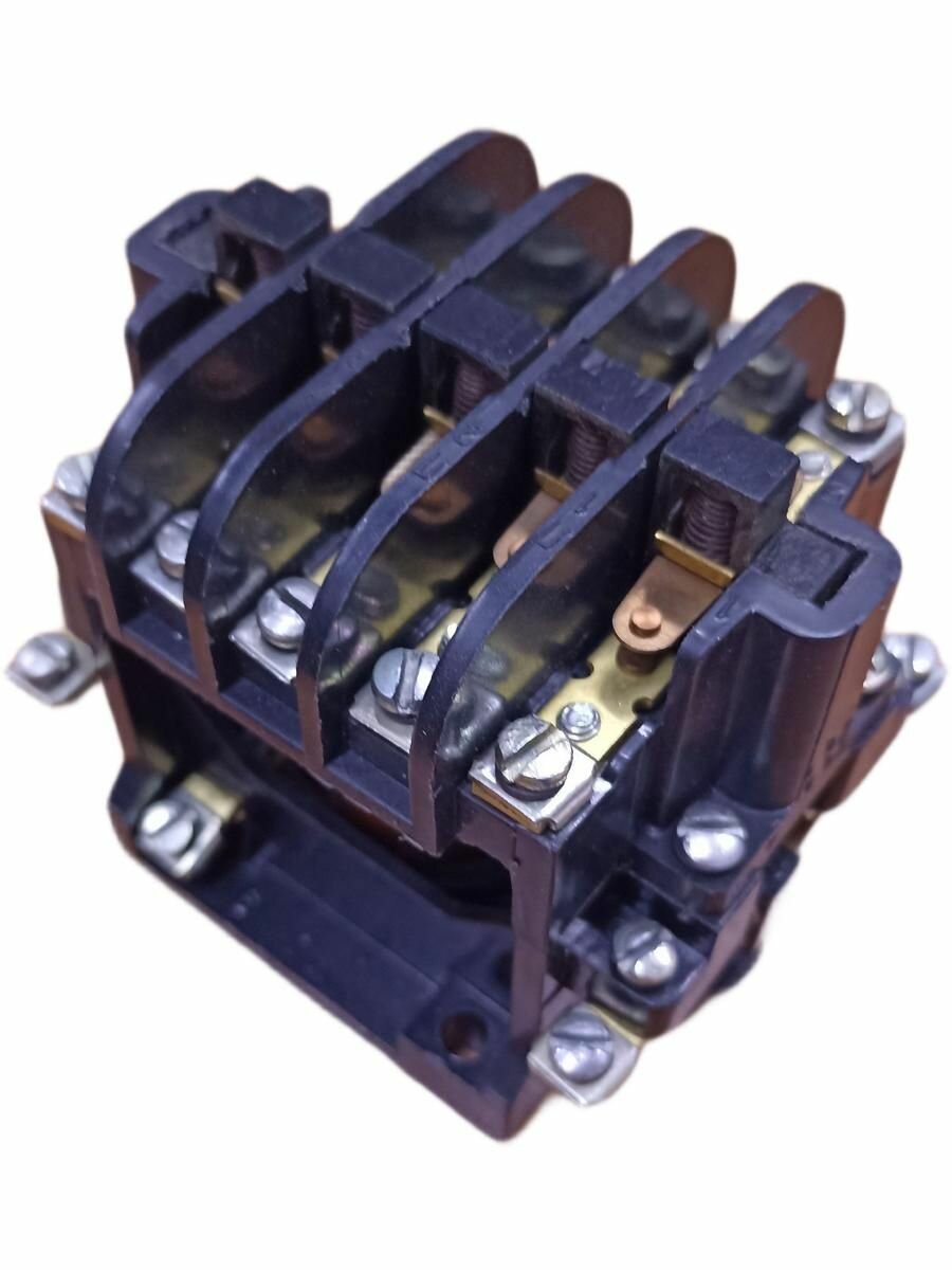 Пускатель ПМЕ-111 10А 380В