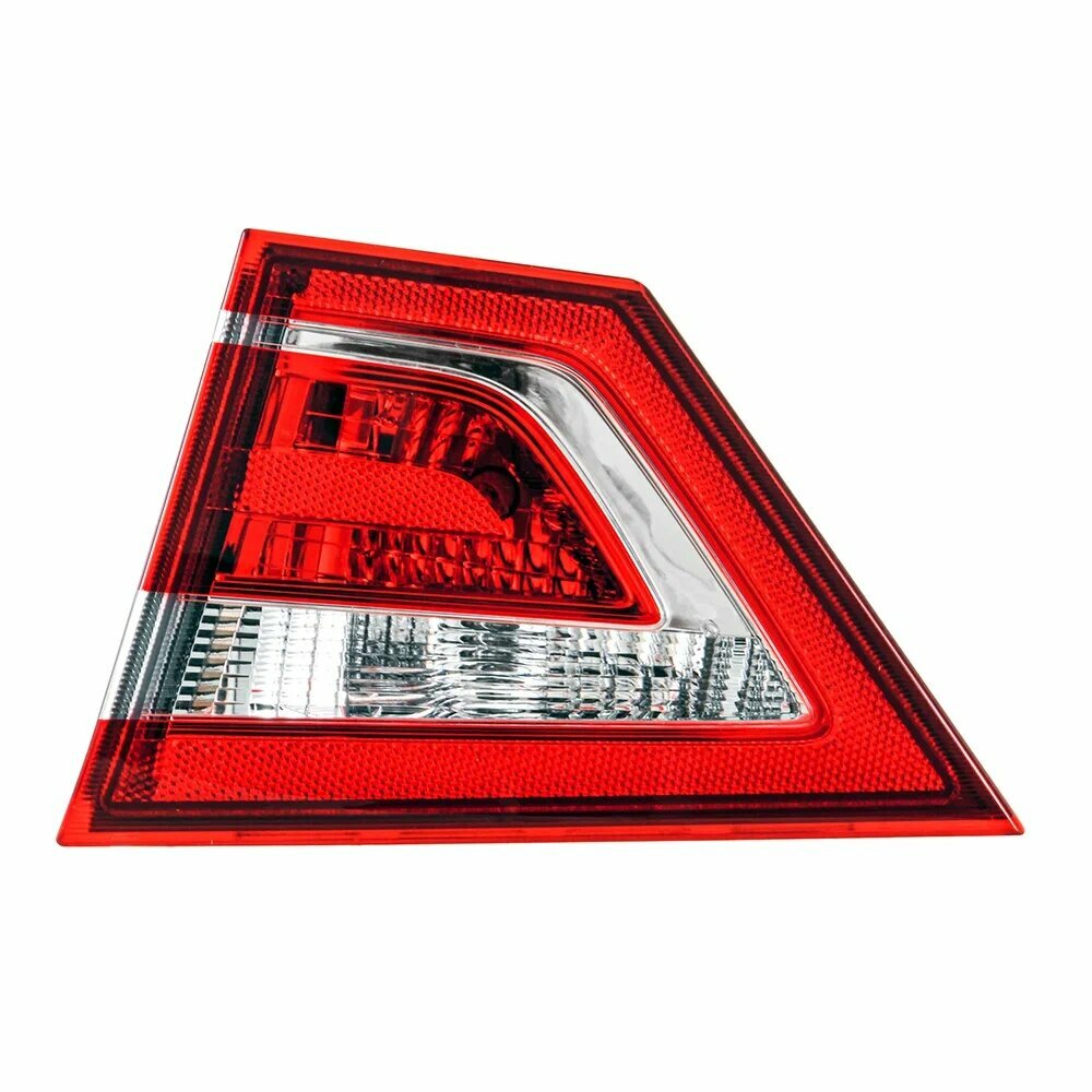 Фонарь задний LADA VESTA внутренний правый 8450006964