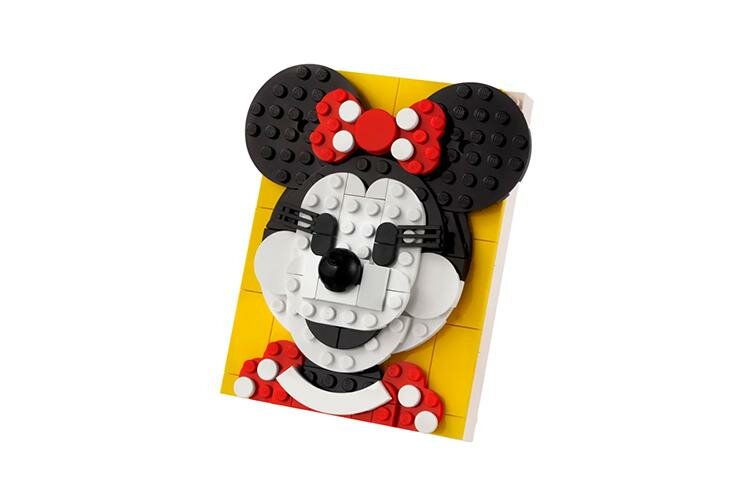 Конструктор унисекс LEGO Disney Collection Minnie Limited Edition 5760583, 300 деталей, коллекционная модель