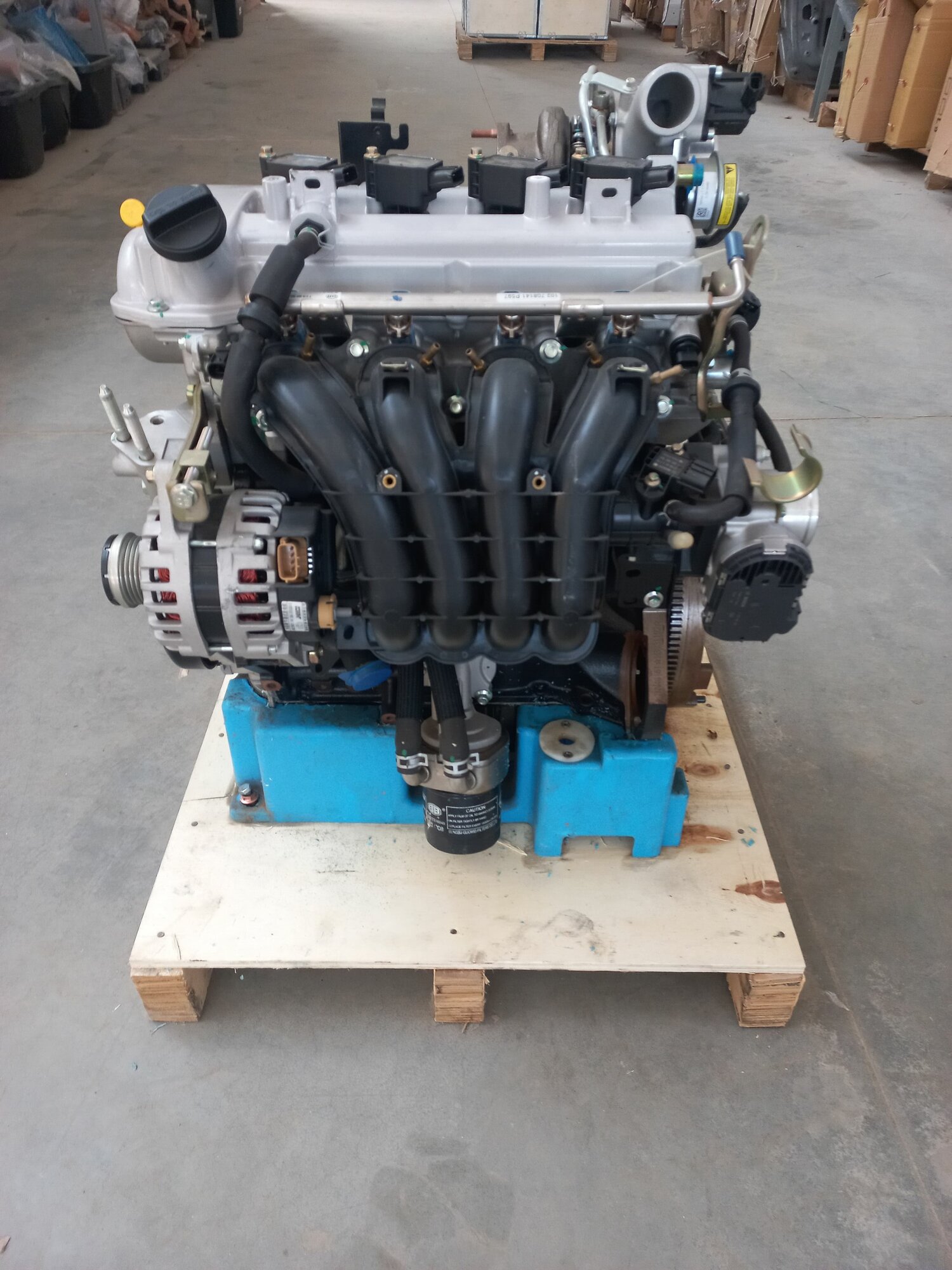 Двигатель с навесным оборудованием Zotye Coupa [1.5 16V 5MT внедорожник] TNN4G15TA