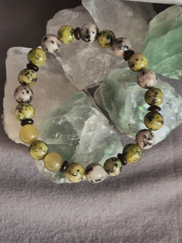 Эластичный браслет, яшма