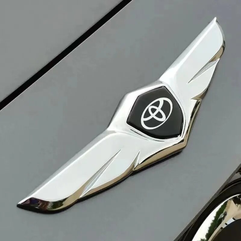 Чехол на запасное колесо Toyota, металл, серебристый, диаметр 16", универсальный