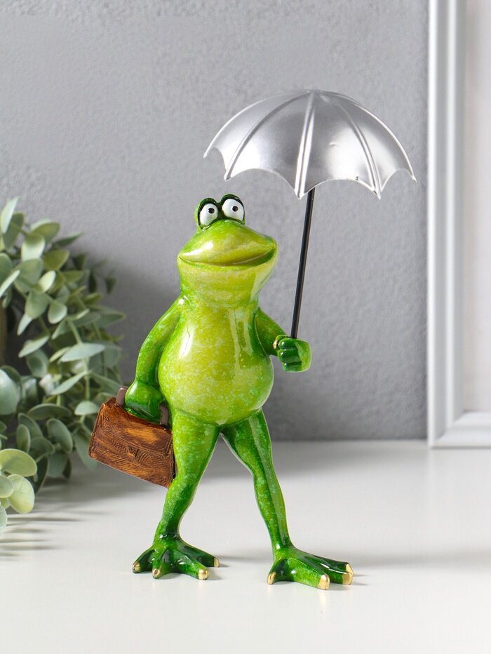 Фигурка полистоун лак «Лягуха под зонтом», 21.5×9.5×16 см