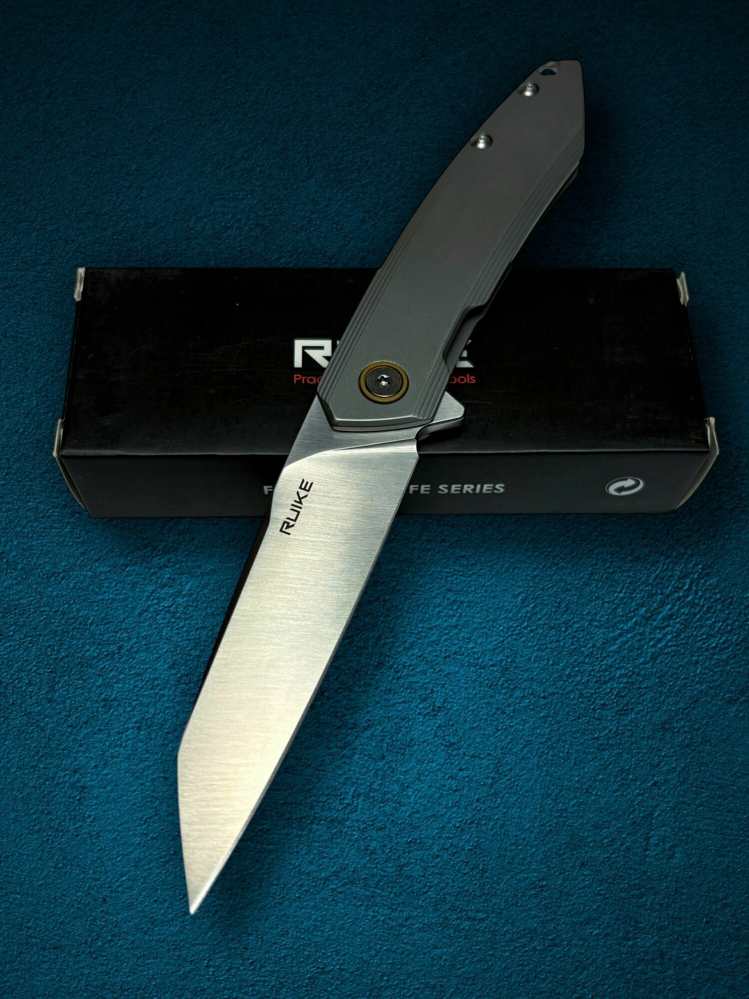 Складной нож Ruike P831 Steel, Stonewash / Satin, P831S-SA