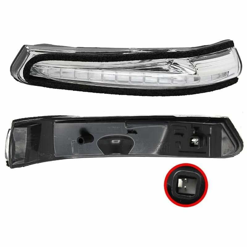 Поворот в зеркало Правый SAT ST-202-0058 Kia Ceed 12-18