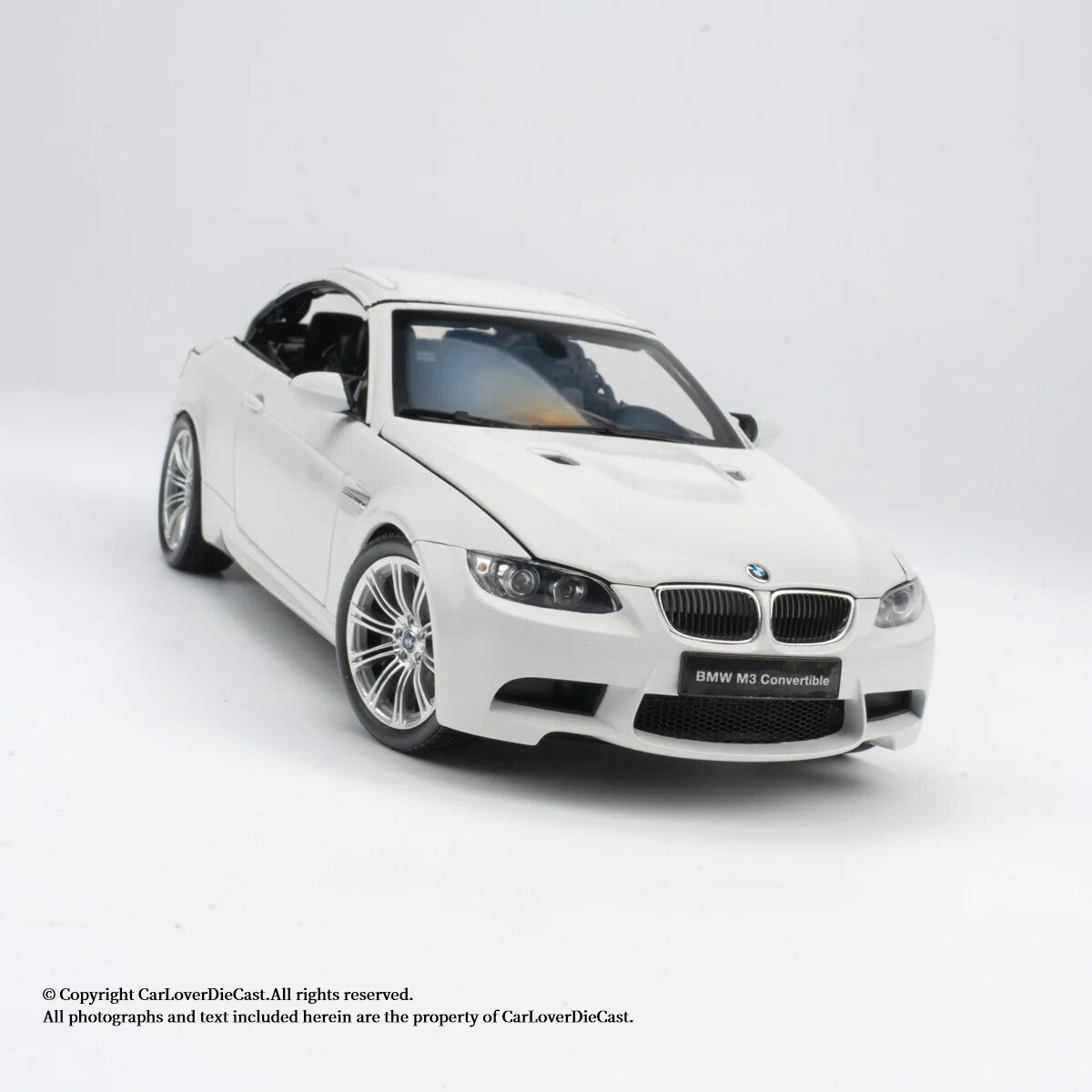 BMW M3 Convertible (E93M) 1/18, Белый