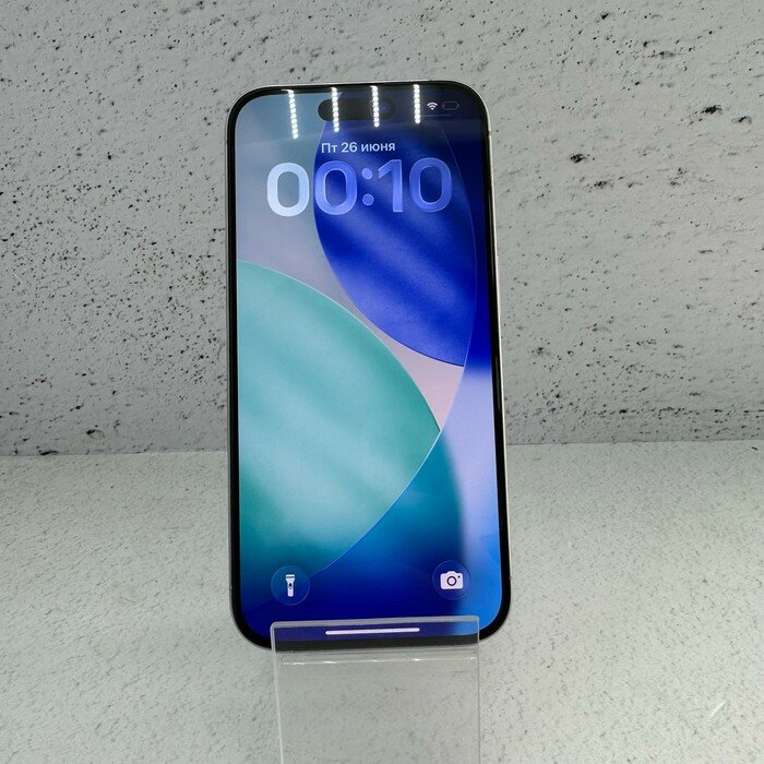 Смартфон Apple iPhone 15 Pro 6/128 Белый