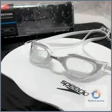 Качественные очки Speedo для плавания