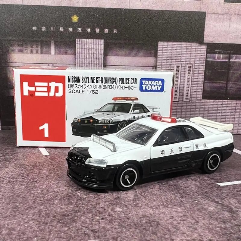 Игрушечная модель Tomica №1 Nissan GT-R (BNR34) Полицейский автомобиль префектуры Сайтама, сплав