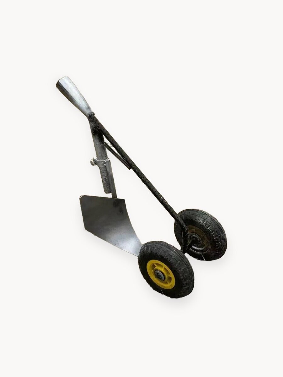 Окучник ручной, с двумя колесами, ширина рабочей части 6,5 см