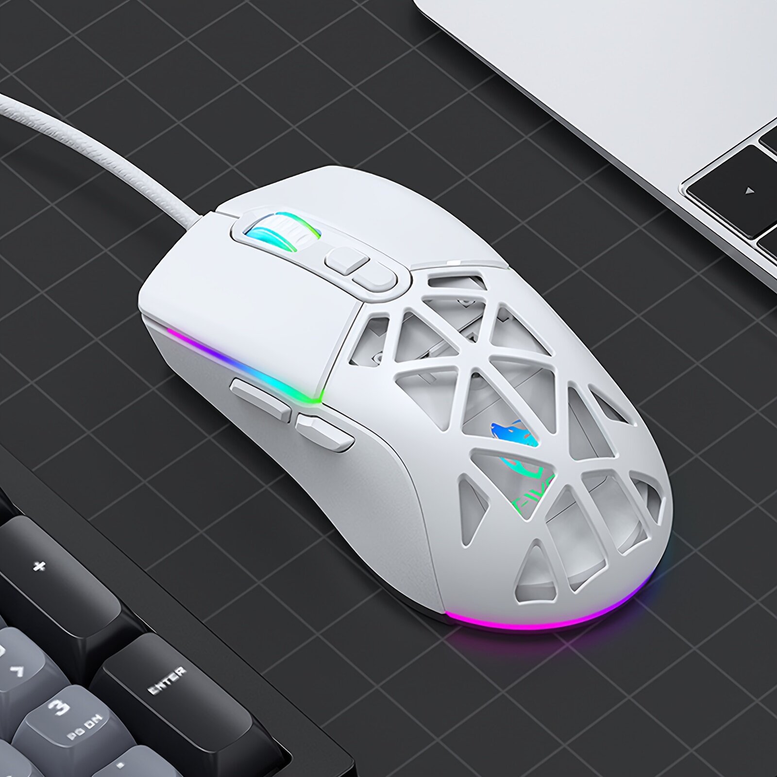 Проводная игровая мышь с RGB-подсветкой «бегущая лошадь», плетёный кабель 1,5 м, сменная крышка, лёгкий эргономичный корпус, DPI 800–12800, белый цвет с цветной подсветкой