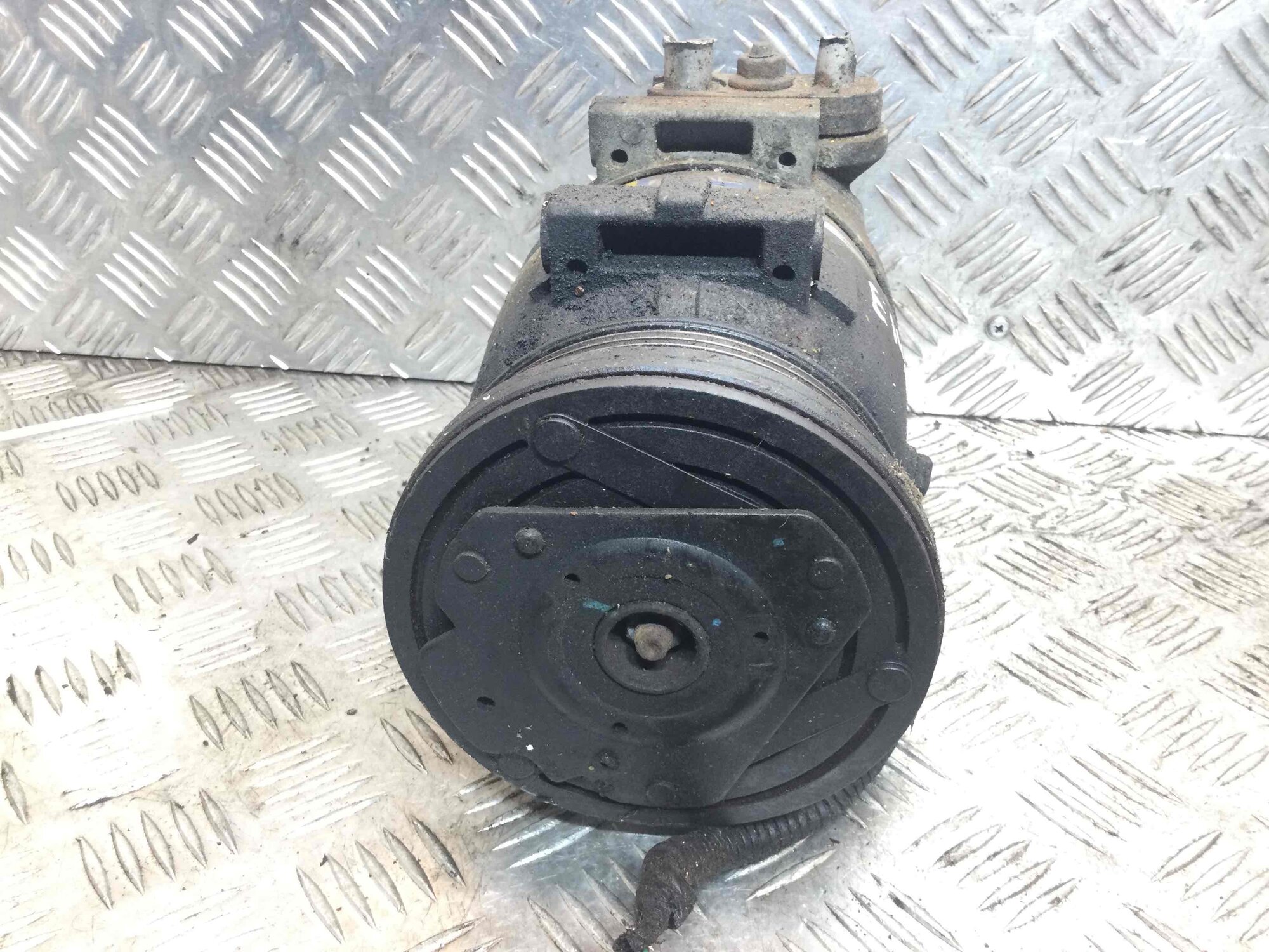 Б/У Компрессор кондиционера Daewoo Lacetti 1 поколение [рестайлинг] 2002 - 2020 2005 г.