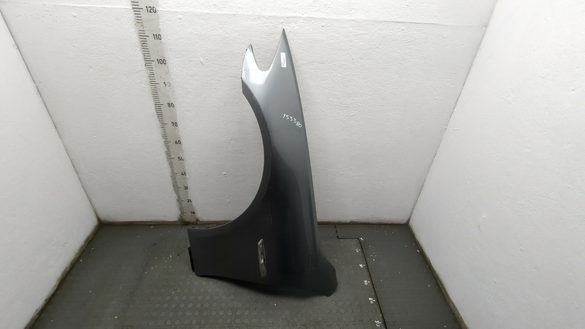 Крыло левое переднее BMW 5 F10 Б/У