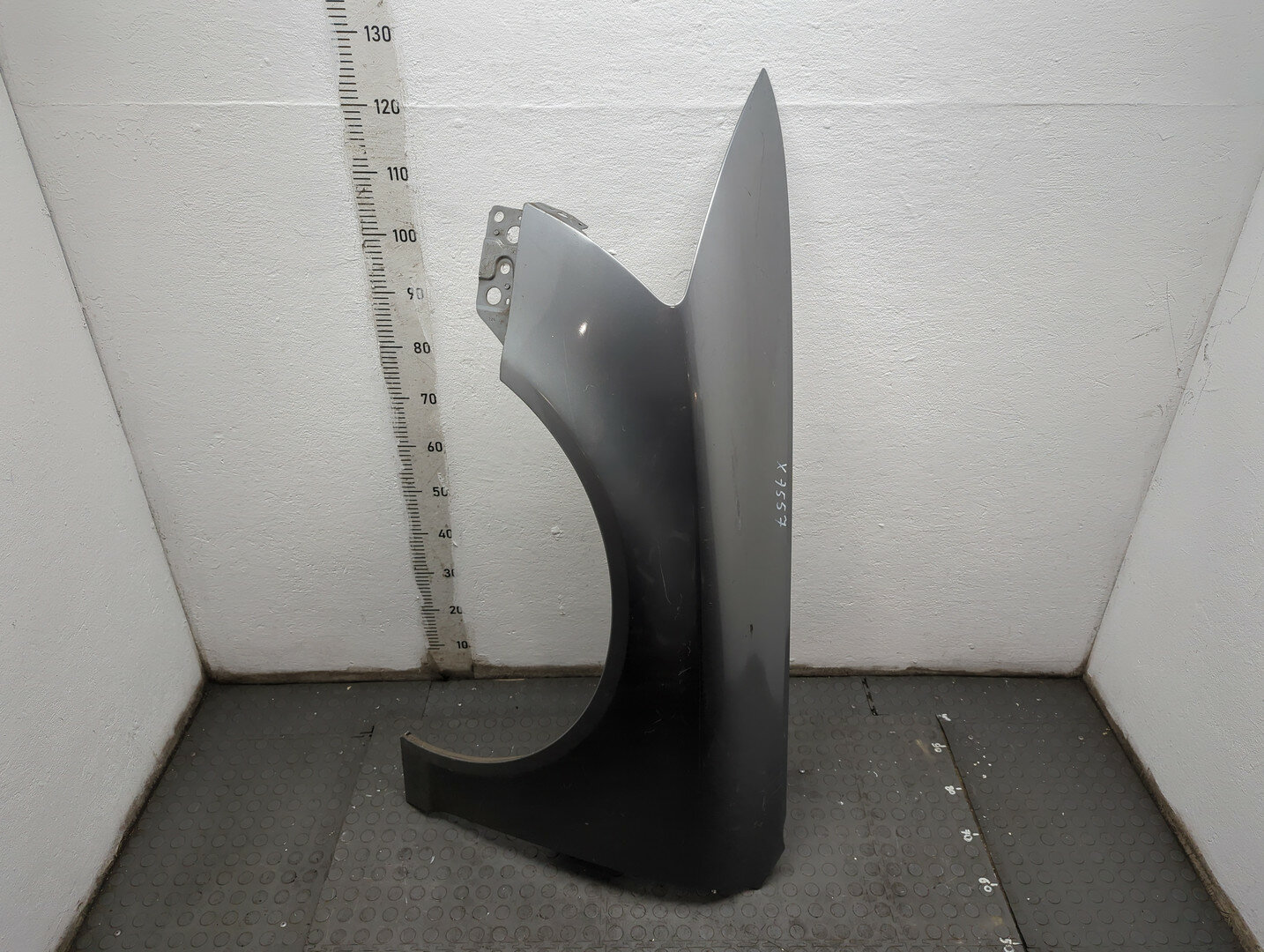 Крыло левое переднее Audi A6 (C6) Б/У