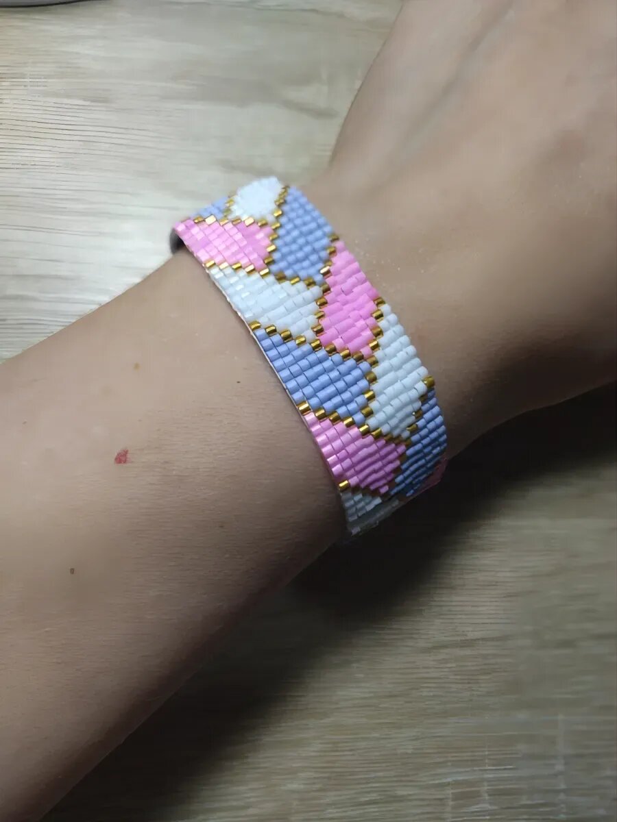 Браслет, бисер