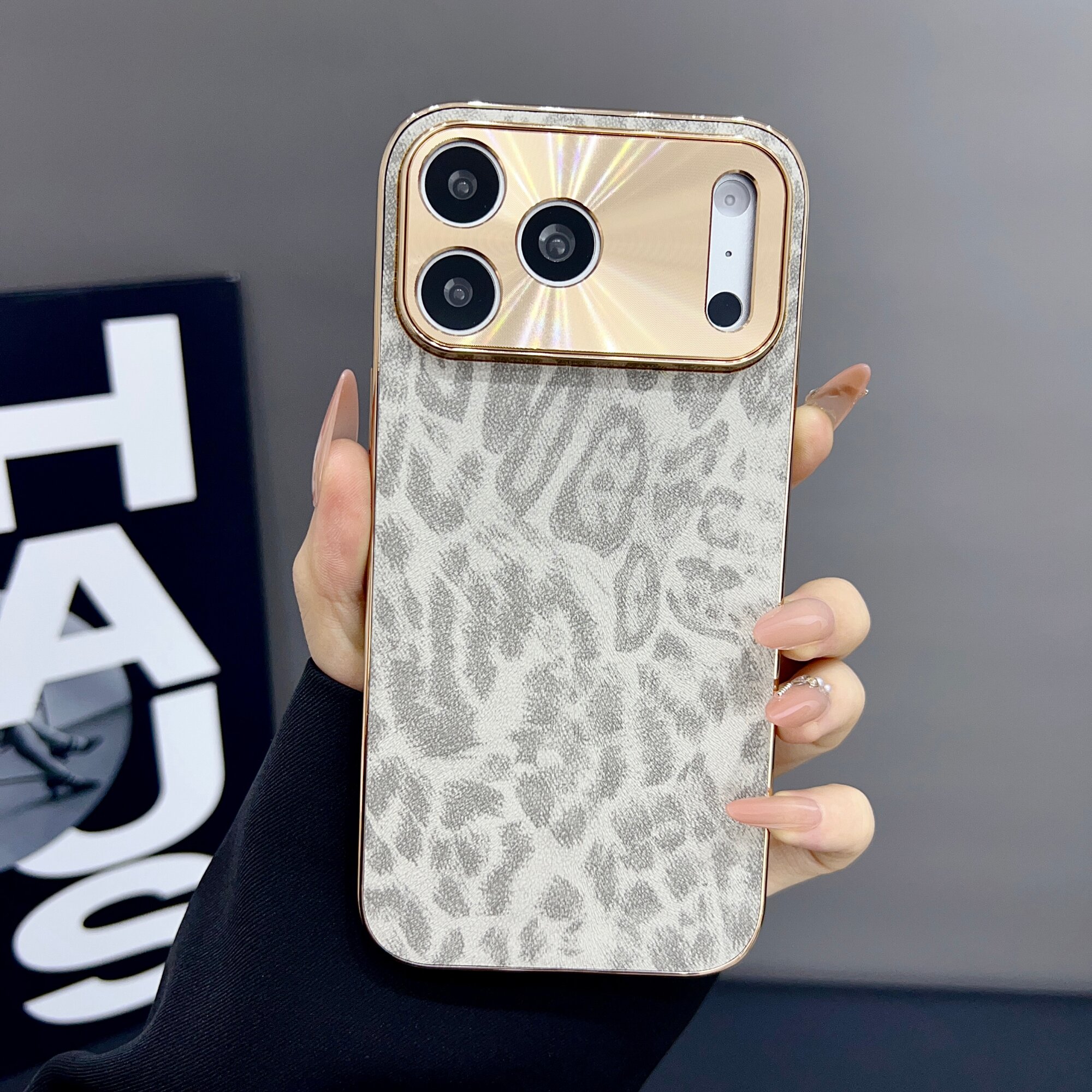 Чехол для Apple iPhone 17 Pro / Айфон 17 Про, soft touch, чехол-кардиомонитор, искусственная кожа, поликарбонат (PC), защита камеры, ударопрочный, усиленные углы, Apple, Apple iPhone 17 Pro, gray,