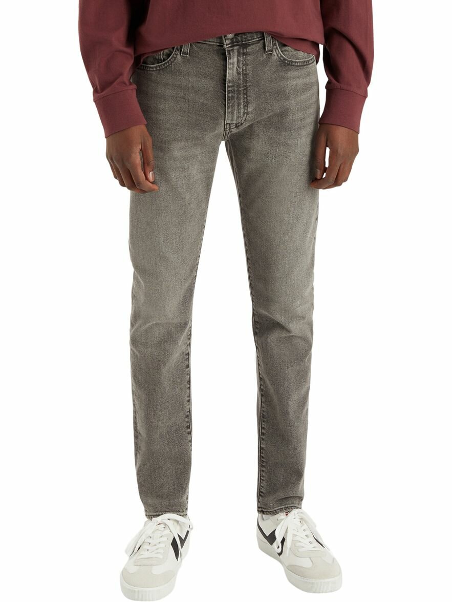 Джинсы зауженные 