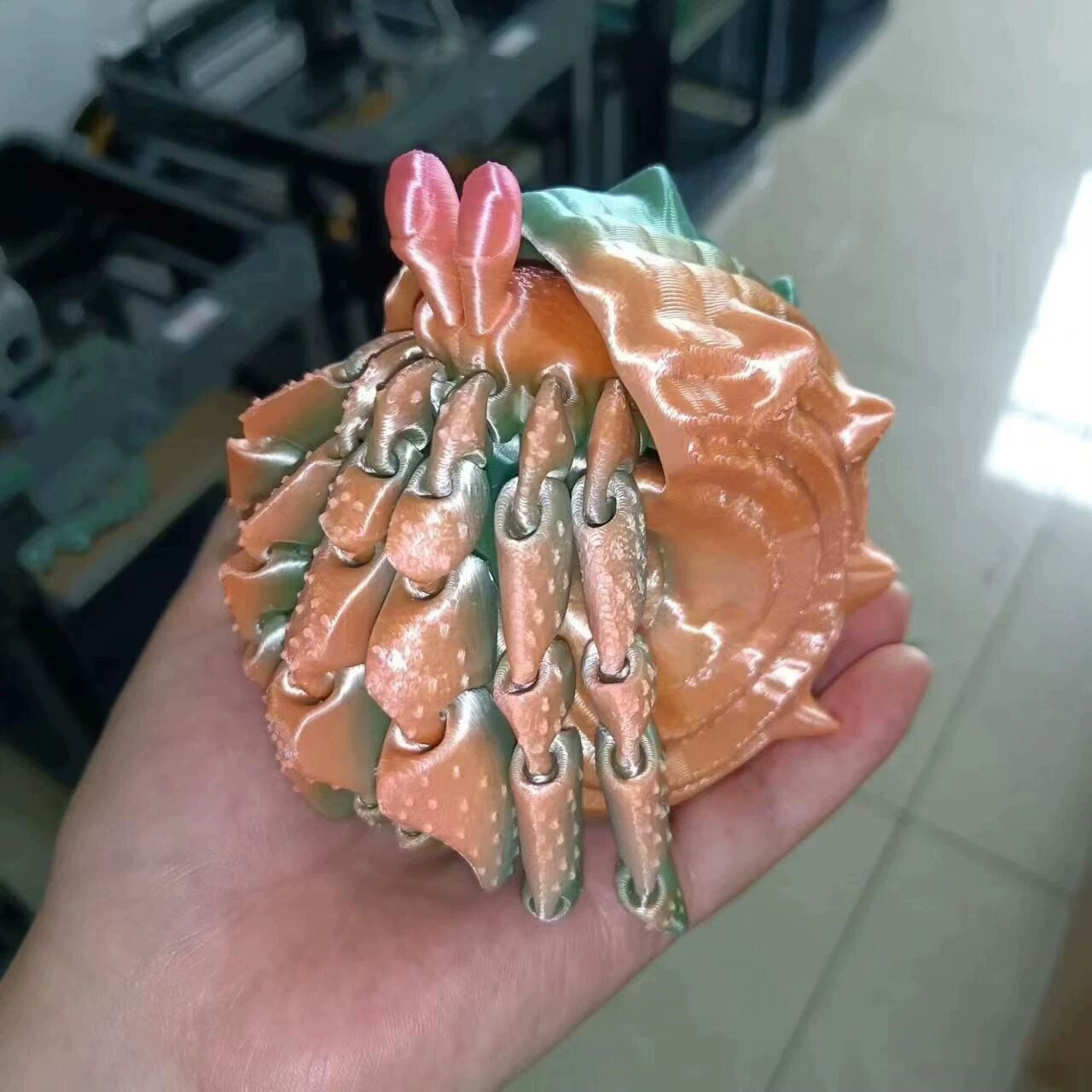3D-печатная фигурка краба-рентгена с многосуставной подвижностью, длина 14 см, случайный радужный цвет