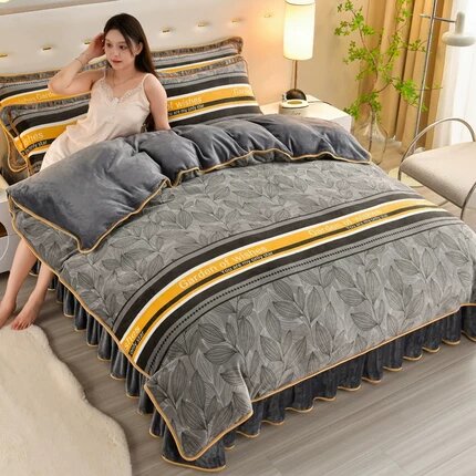Комплект постельного белья Crystal Home Textiles из утолщенного молочного вельвета, четырехпредметный, двусторонний