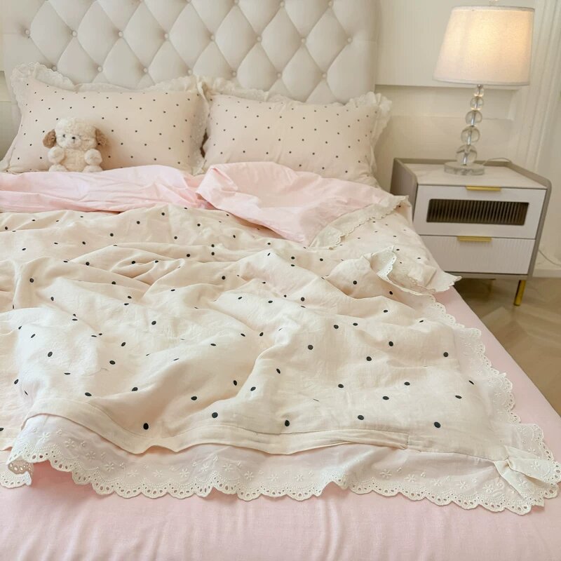 Комплект постельного белья Little Lady Style из четырех предметов: пододеяльник, простыня, юбка для кровати, с
