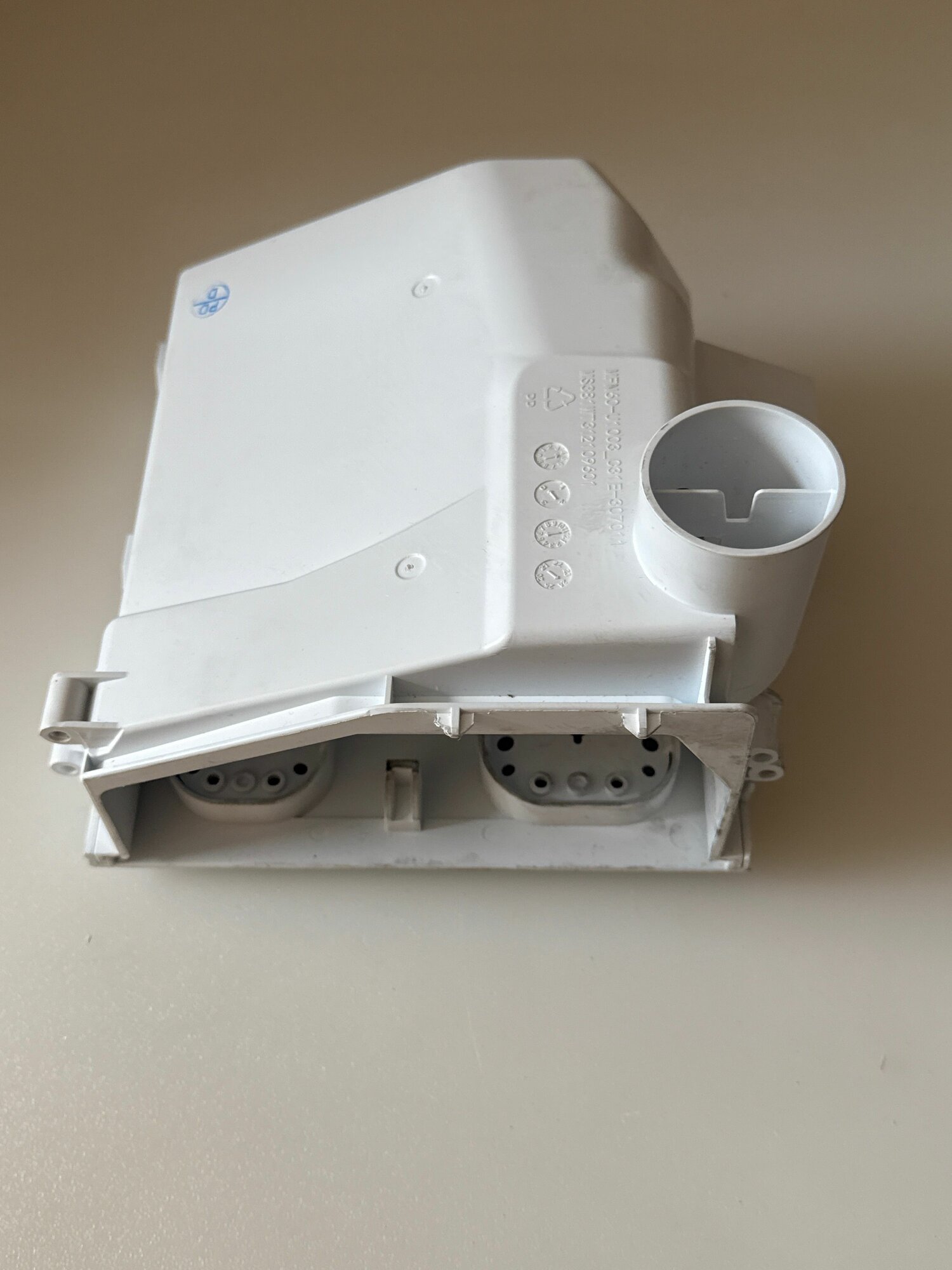 Корпус дозатора, для СМА Tuvio WFS76HW1. Товар уцененный