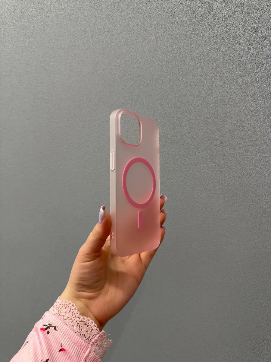 Чехол на Iphone 15, прозрачный, с розовым оттенком цвета и кругом по середине — фото 1