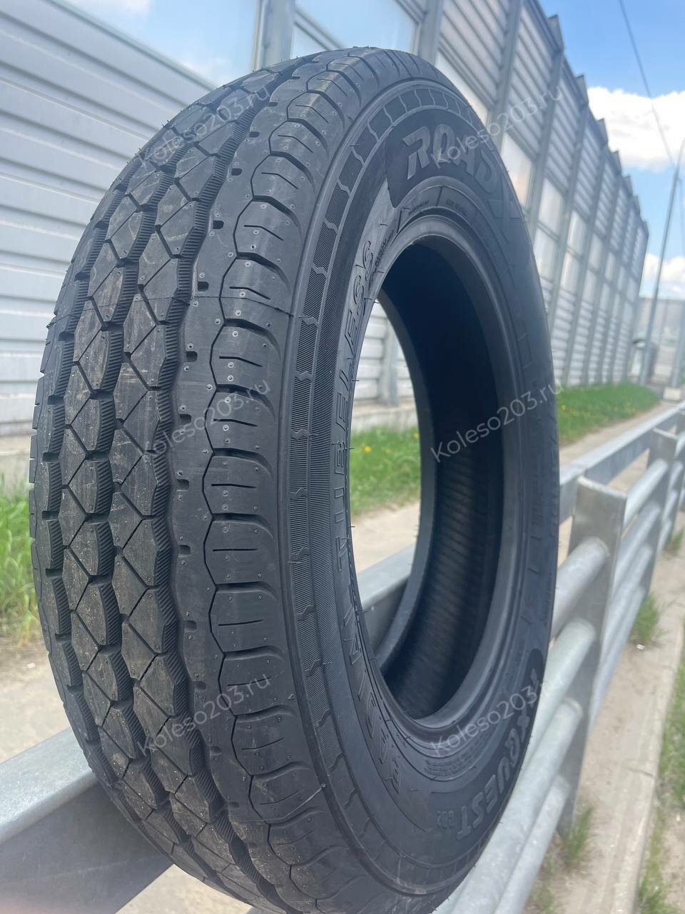 Шина Sailun RoadX RXQuest C02, летняя, 185/75, R16C, TL, 104/102R, высота профиля 75 1 шт.