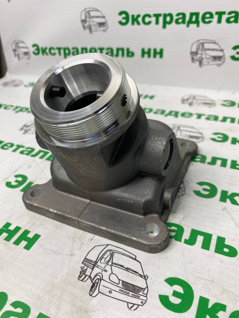 Крышка КПП верхняя для Газели-3302, Газели-Бизн, Соболя-2217 (5-ти ступ)