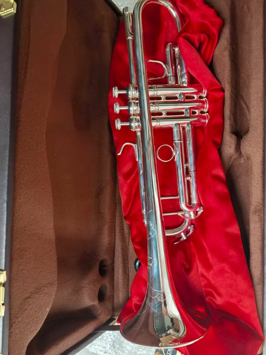 Классическая труба 180s-43 Bb из никелированного жёлтого латуня с аксессуарами