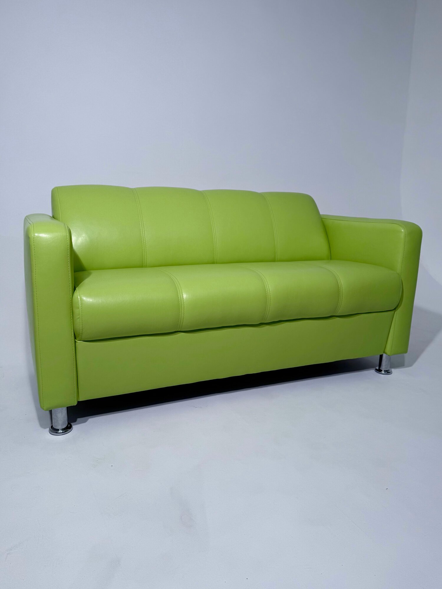 Диван офисный Baron, механизм Нераскладной, 140х70х73 см, светло-зеленый