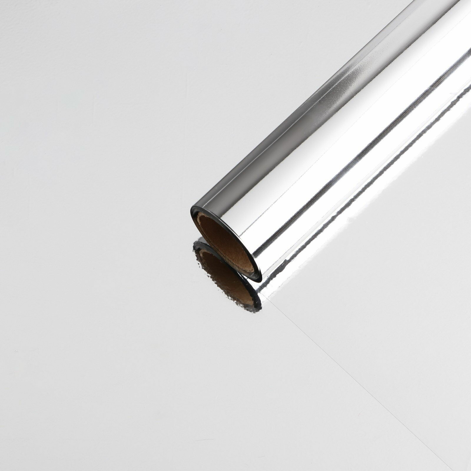 Плёнка упаковочная полисилк "Серебро" 0.7x20 м, дизайн: однотонный