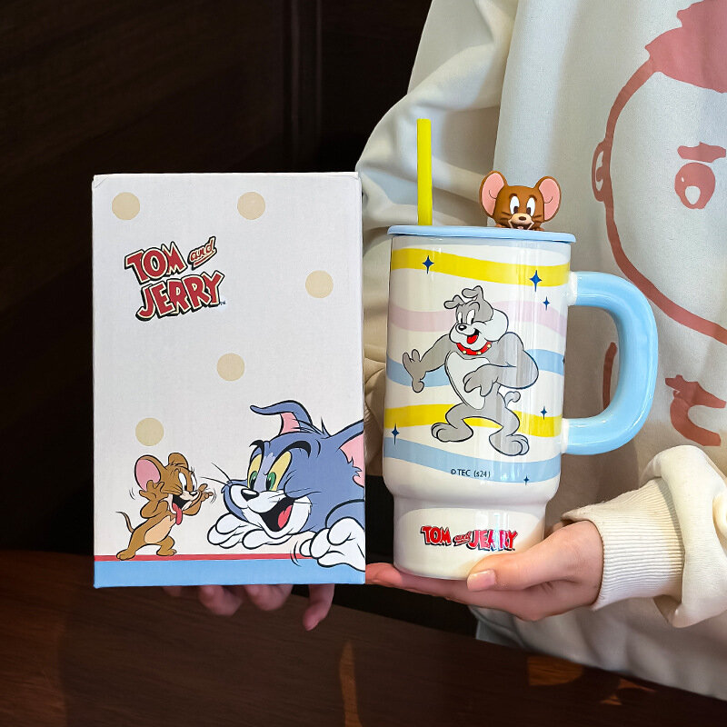 Керамическая кружка Tom и Jerry 850 мл с крышкой, соломинкой и фигуркой, мультяшный дизайн, подарочная упаковка
