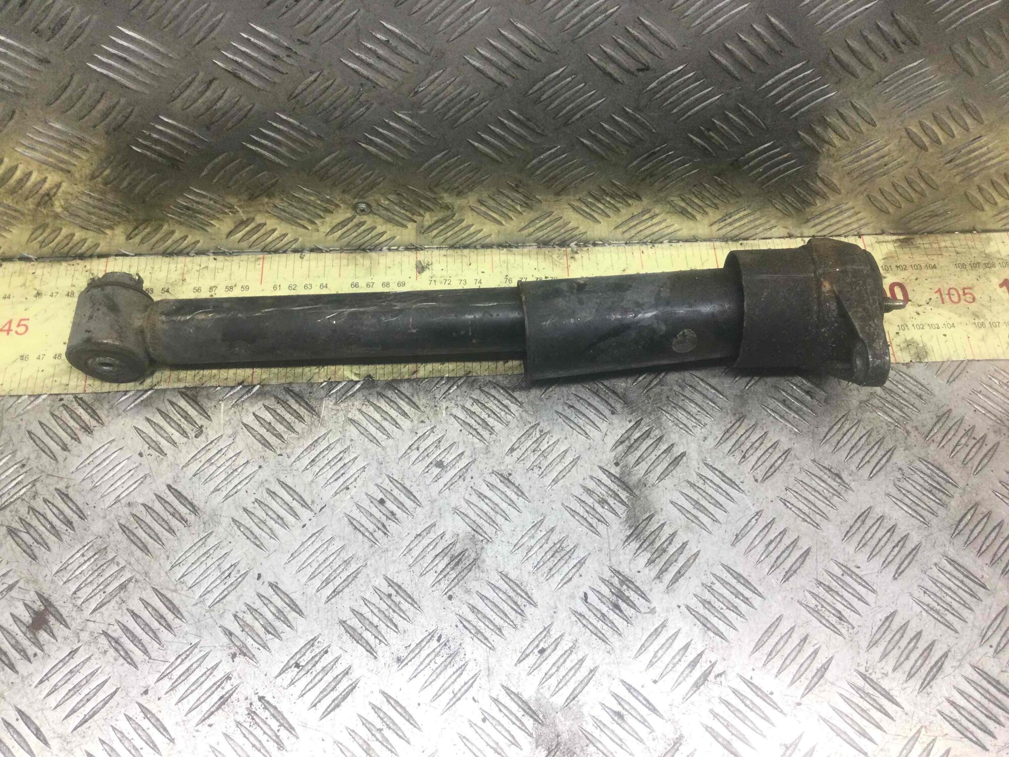 Б/У Амортизатор задний Volkswagen Passat B5 (1996-2000) 2000 г.