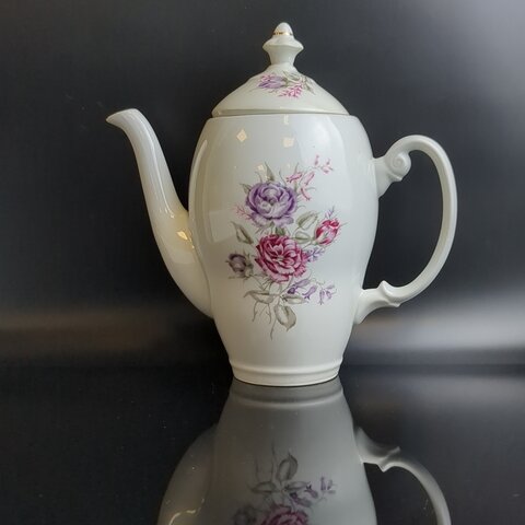 Чайник заварочный с изящными цветами, Wloclawek porcelana, золочение, винтаж Польша, времён СССР 1967-1973 гг