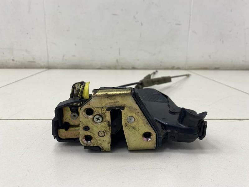 Замок двери передней левой Toyota Corolla E120 2001-2007 кат.номер: 6904033231