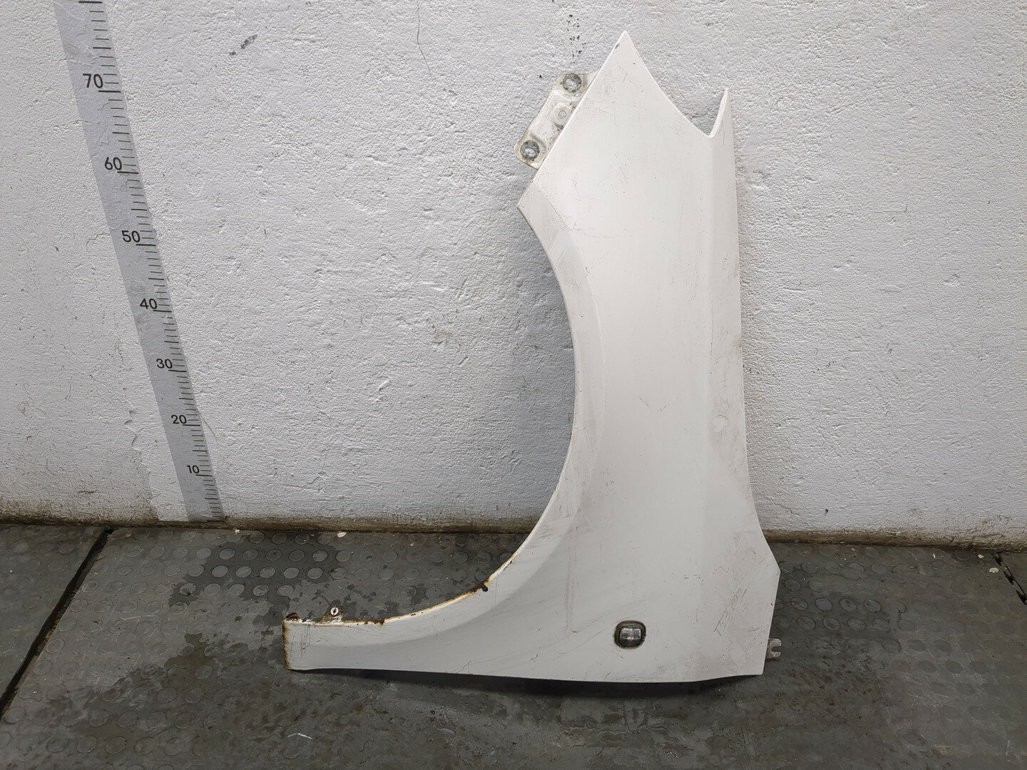 Крыло левое переднее Skoda Fabia Б/У